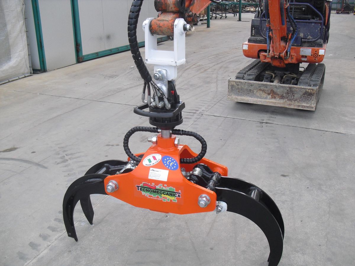 Pinza oleodinamica per tronchi Mod. Professional - Tenomeccanica Formia